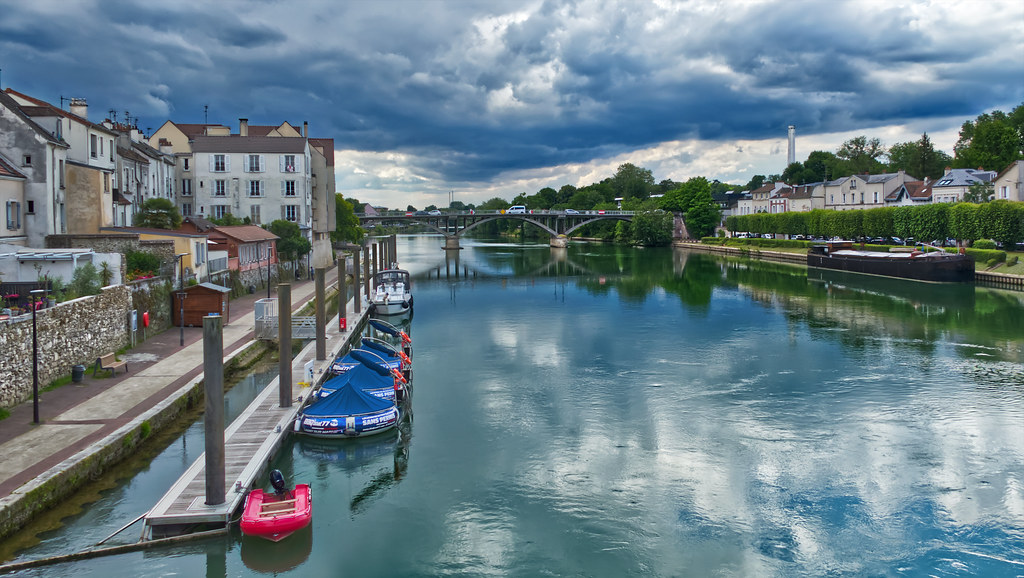 Agence METAL 2000 Collégien (77090) - Spécialiste fermetures métalliques